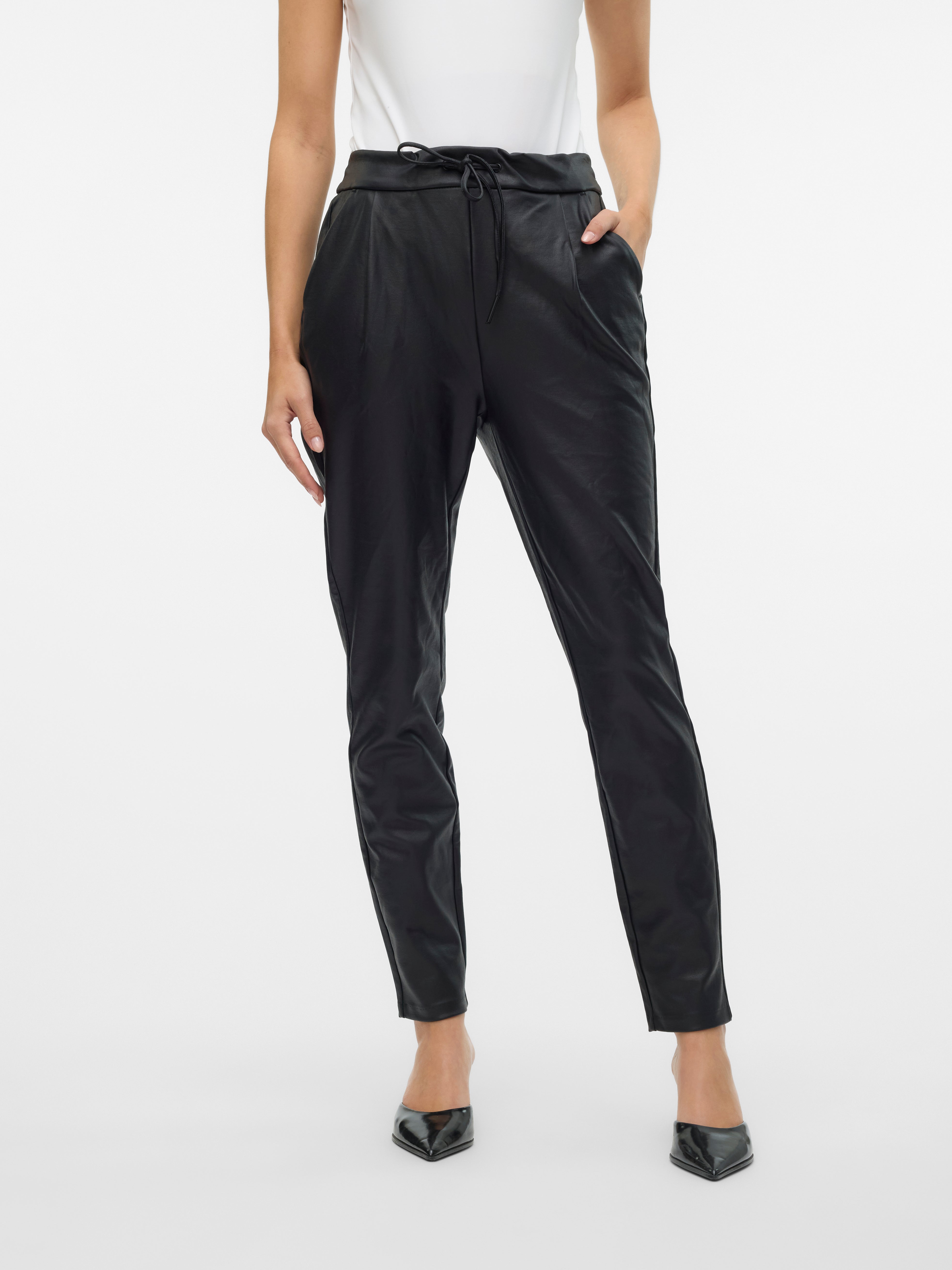 VMEVA Mid waist Trousers | Black | Vero Moda®