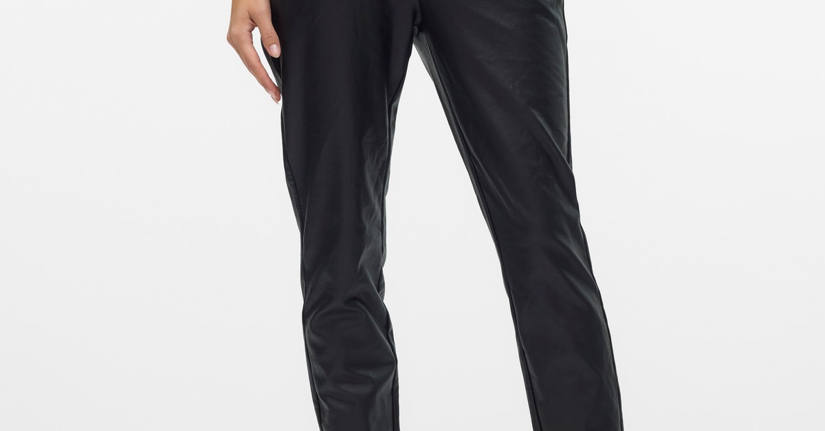 VMEVA Mid waist Trousers | Black | Vero Moda®