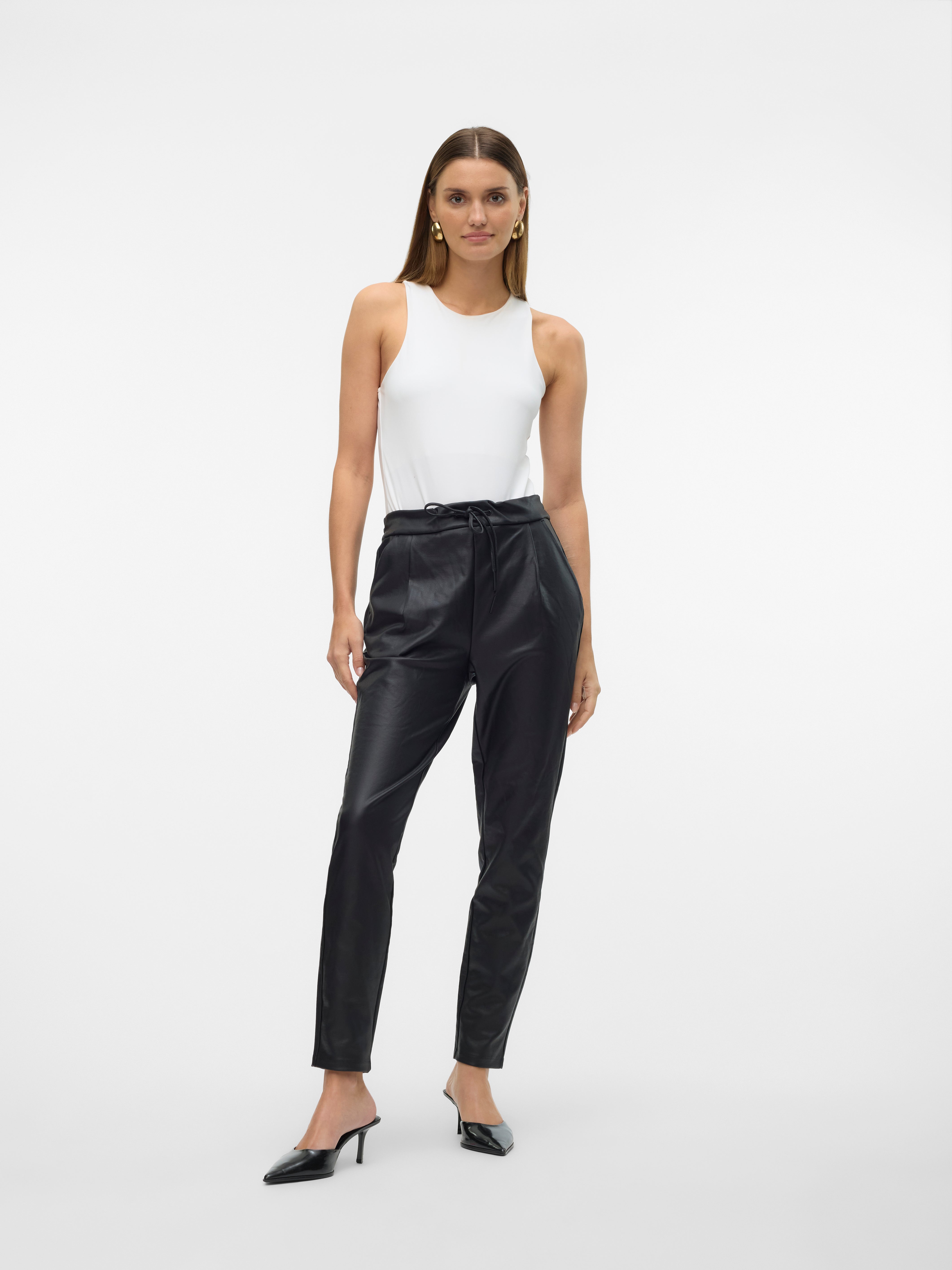 VMEVA Mittlere Taille Hose | Schwarz | Vero Moda®