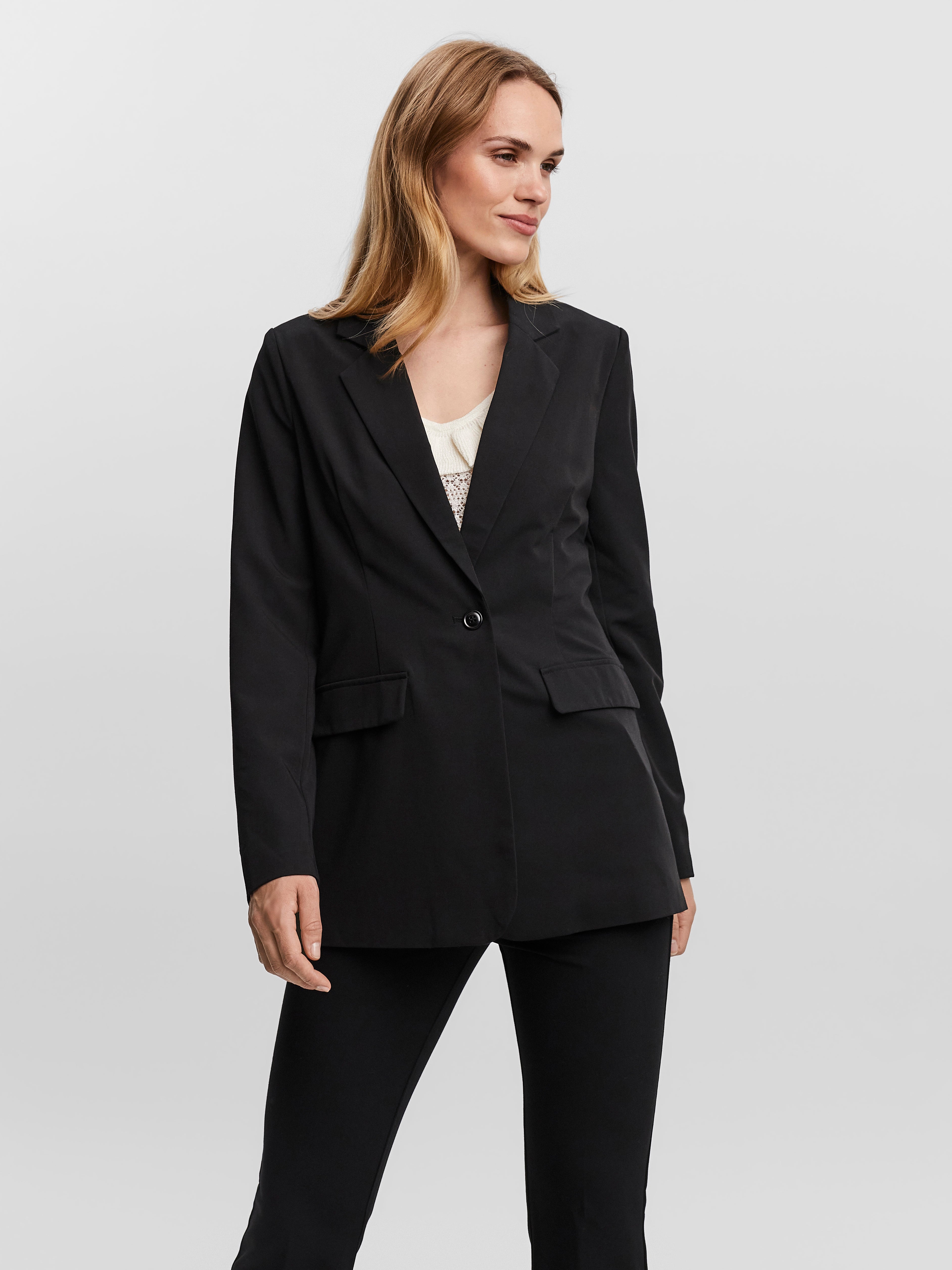 Locker geschnitten Fallendes Revers Blazer | Black | Vero Moda®