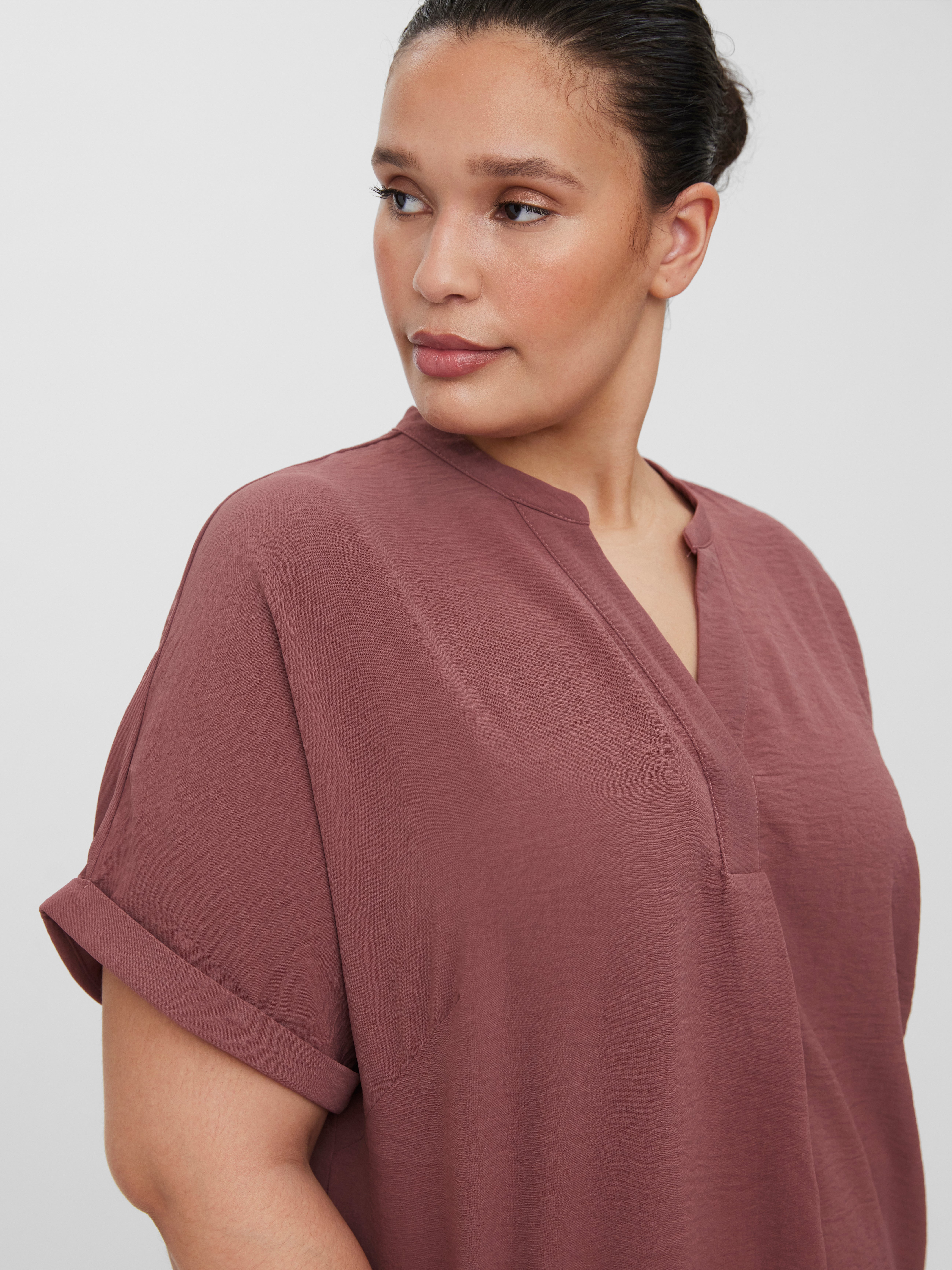 De nieuwste plus-size mode voor vrouwen | VERO MODA