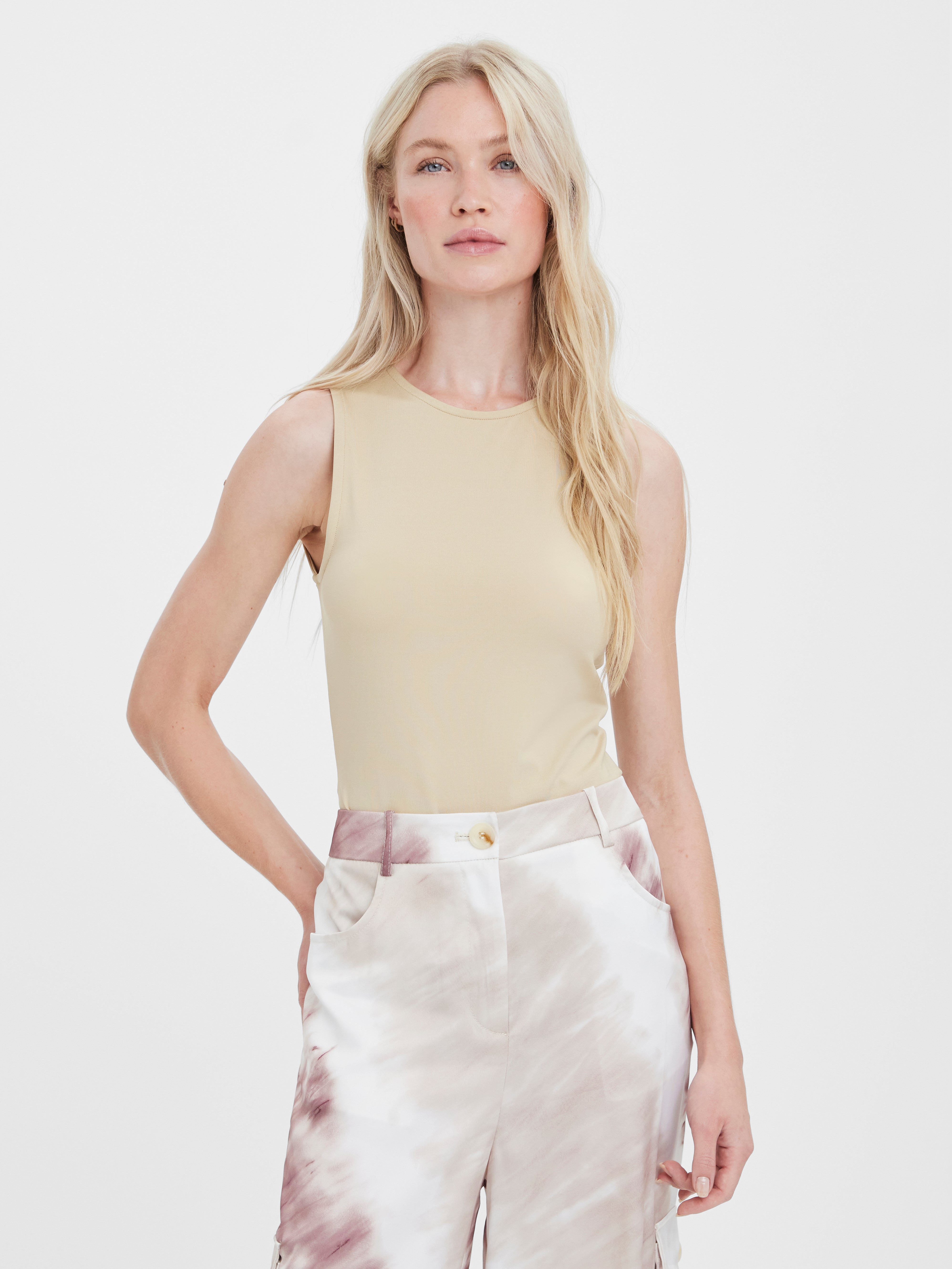 Hemdkragen Ärmelbündchen mit Knopf Normale Ärmel Body | White Clear ...