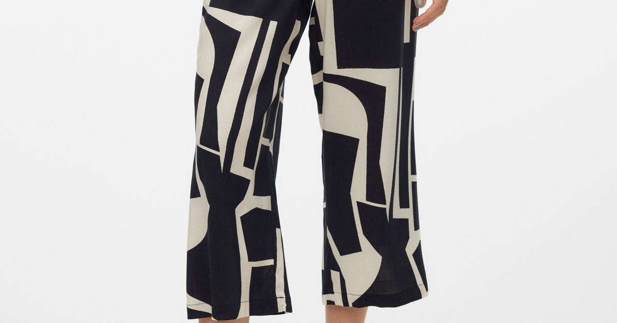 VMEASY High rise Culotte Trousers | Black | Vero Moda®