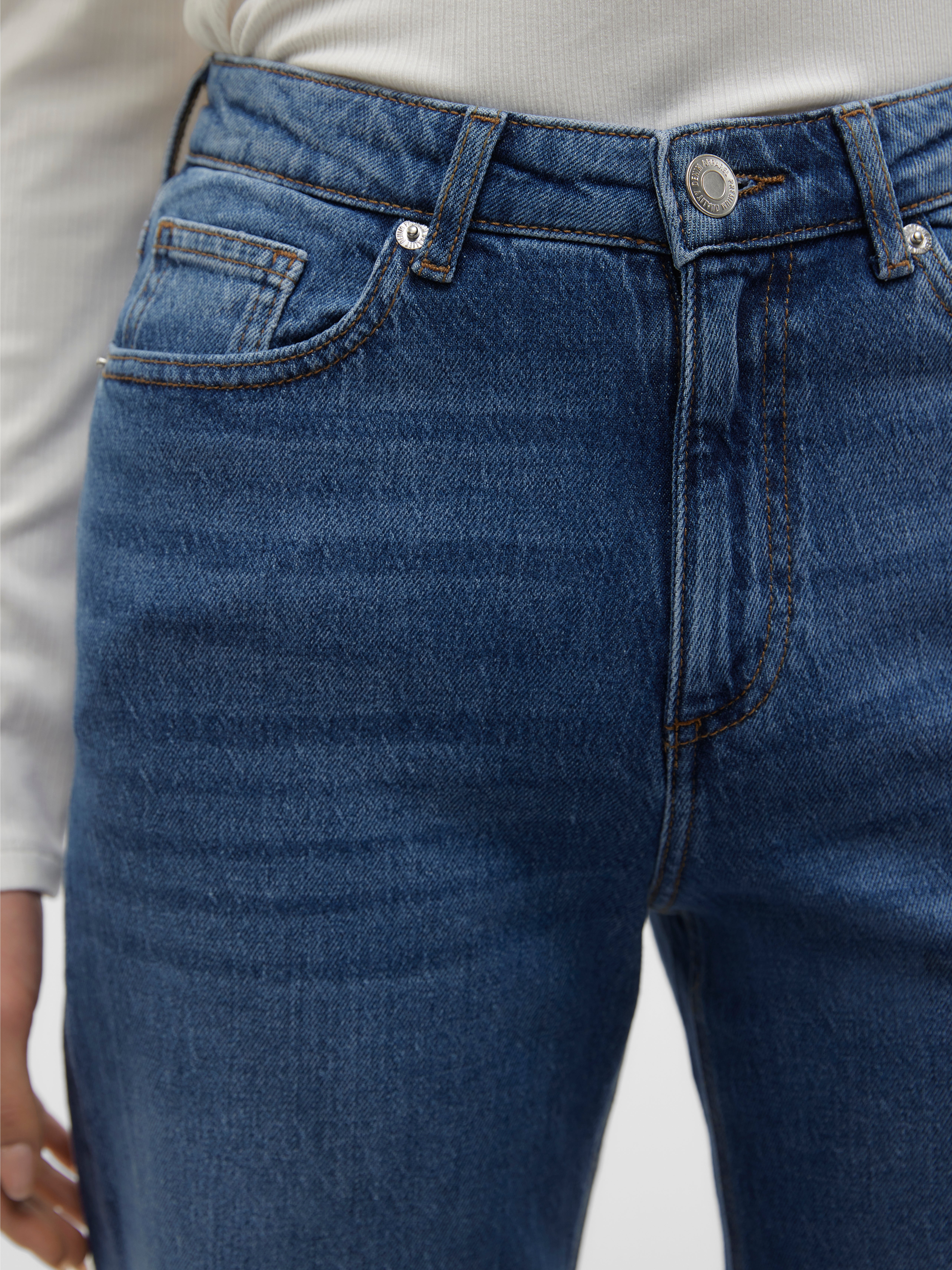 VMTESSA High rise Wide Fit Jeans | Medium Blue | Vero Moda®