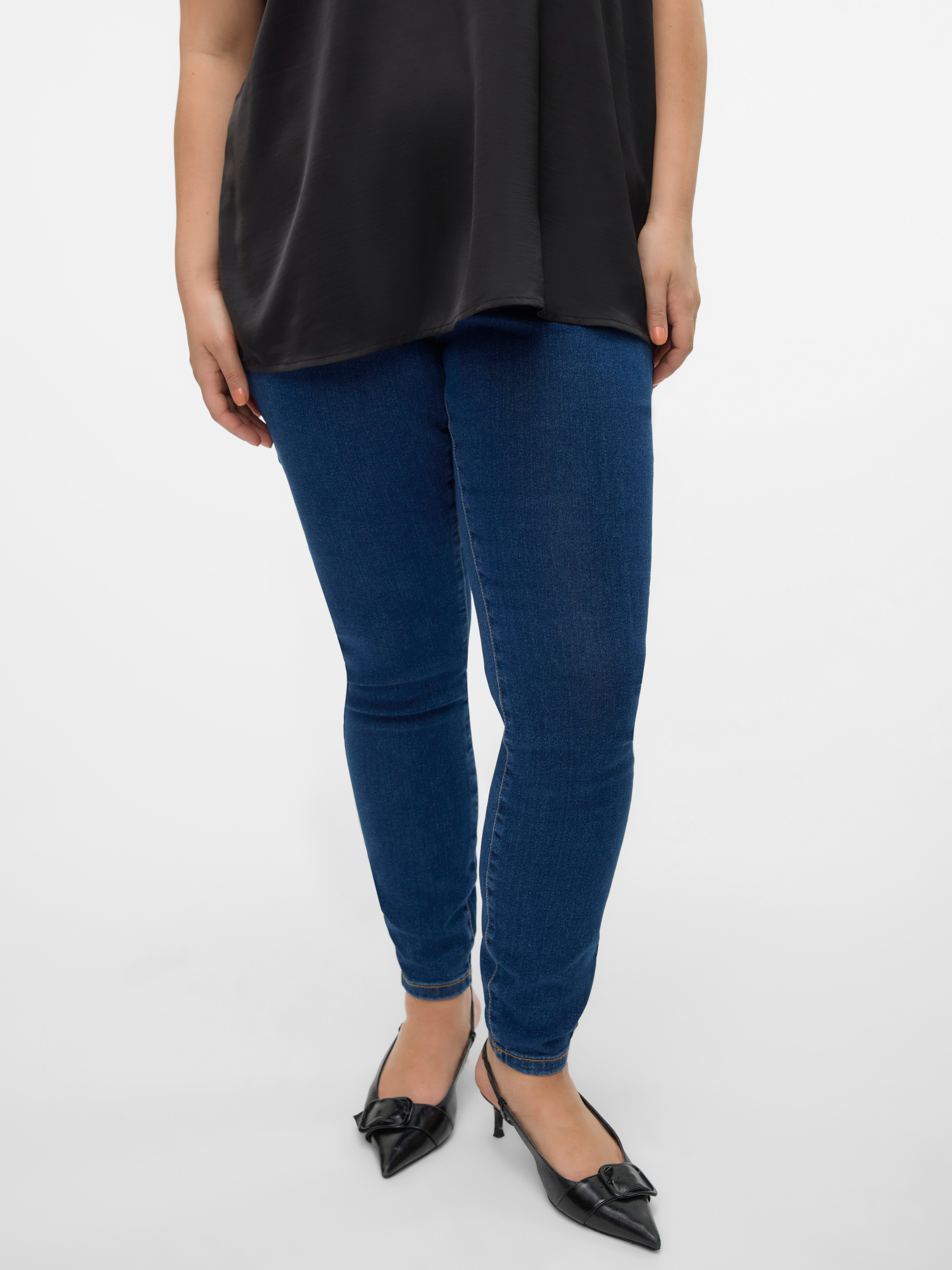 Plus size Jeans | Store størrelser | VERO MODA