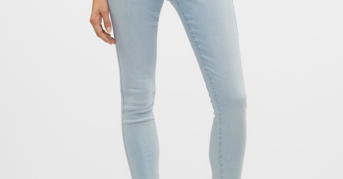 VMTANYA Mid Rise Skinny Fit Jeans | Hellblau | Vero Moda®