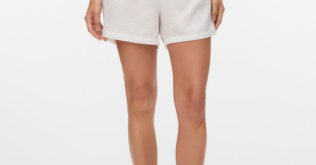 VMMELANEY Shorts | White Clear | Vero Moda®