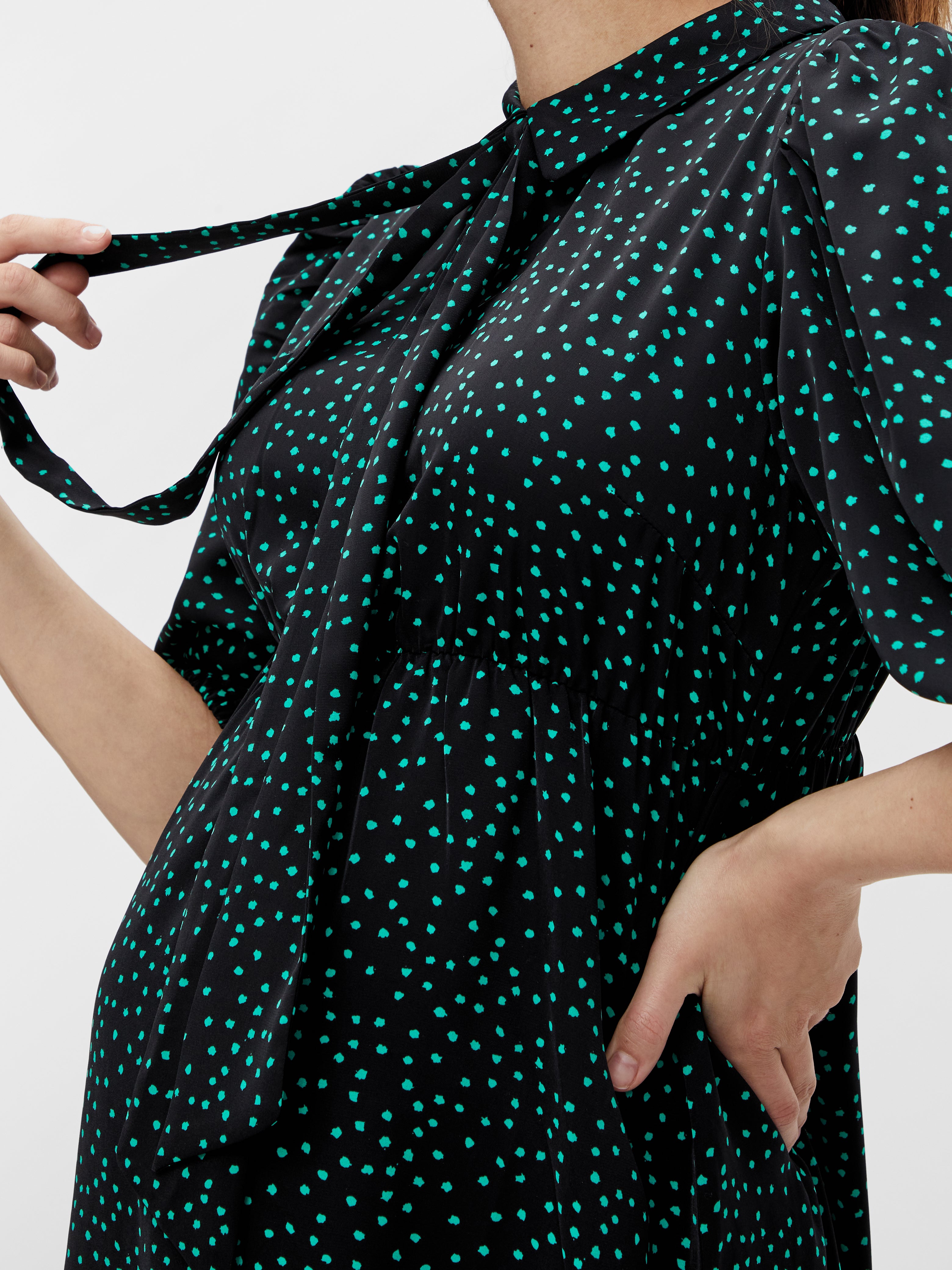 Vestiti Regular Fit Collo Camicia scontato del 50 | MAMA.LICIOUS®